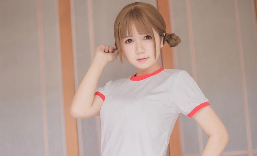 一套yoko宅夏学生装扮cos的照片，让你看到不一样的我 - 笑岛园